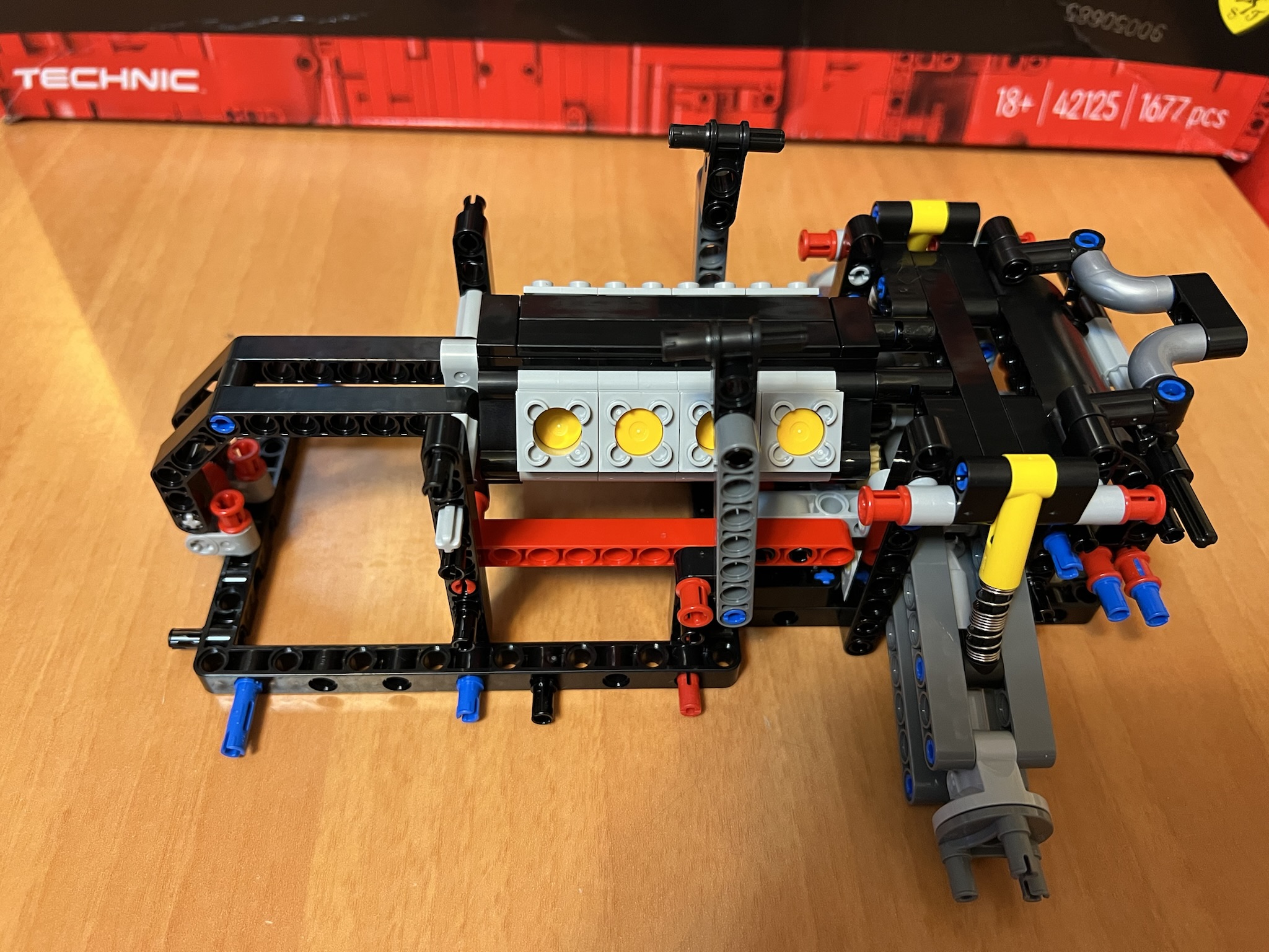 LEGO-42125 Ferrari 488 GTE – Neo Insight