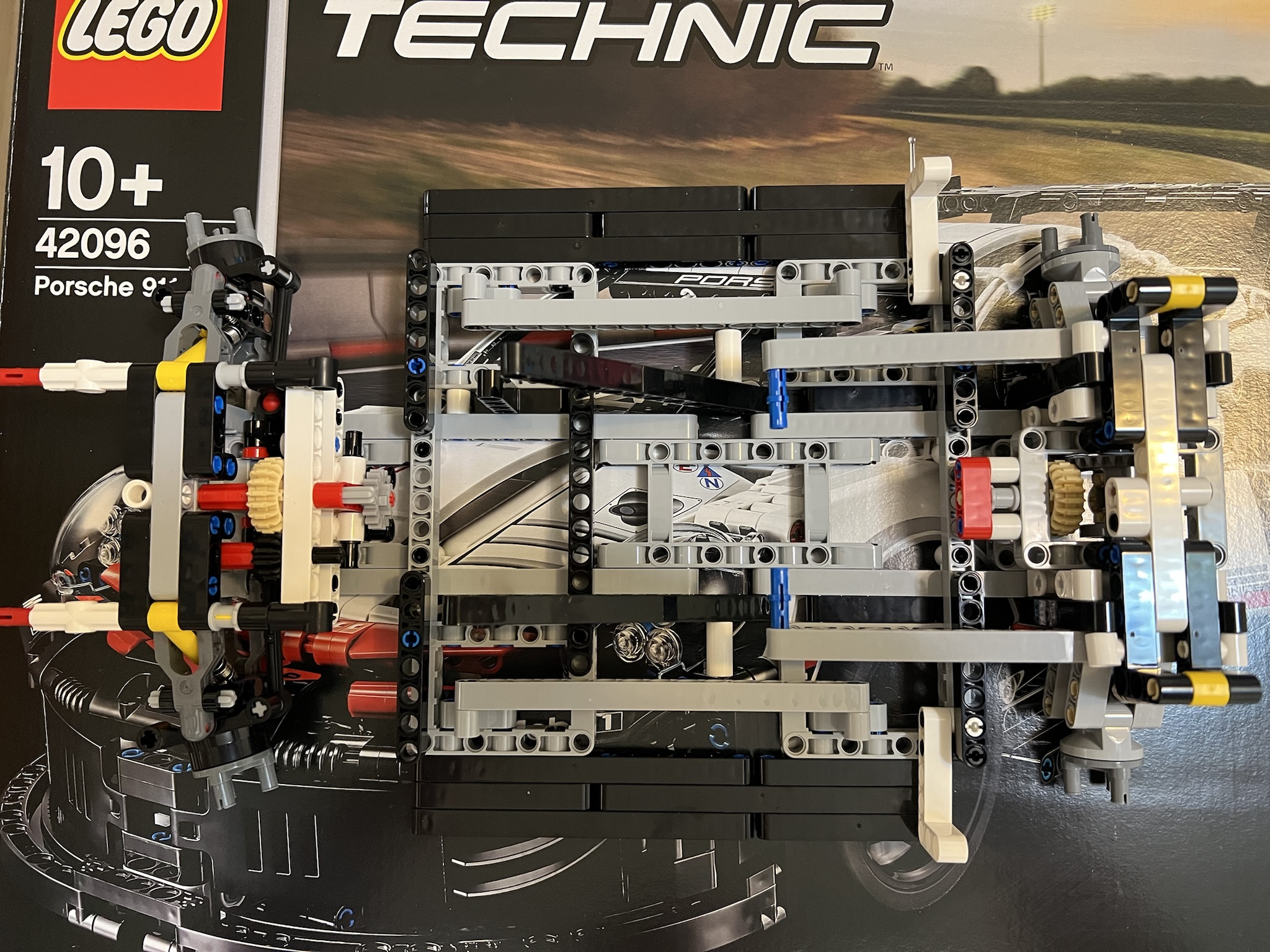LEGO-42096 Porsche 911 RSR – Neo Insight