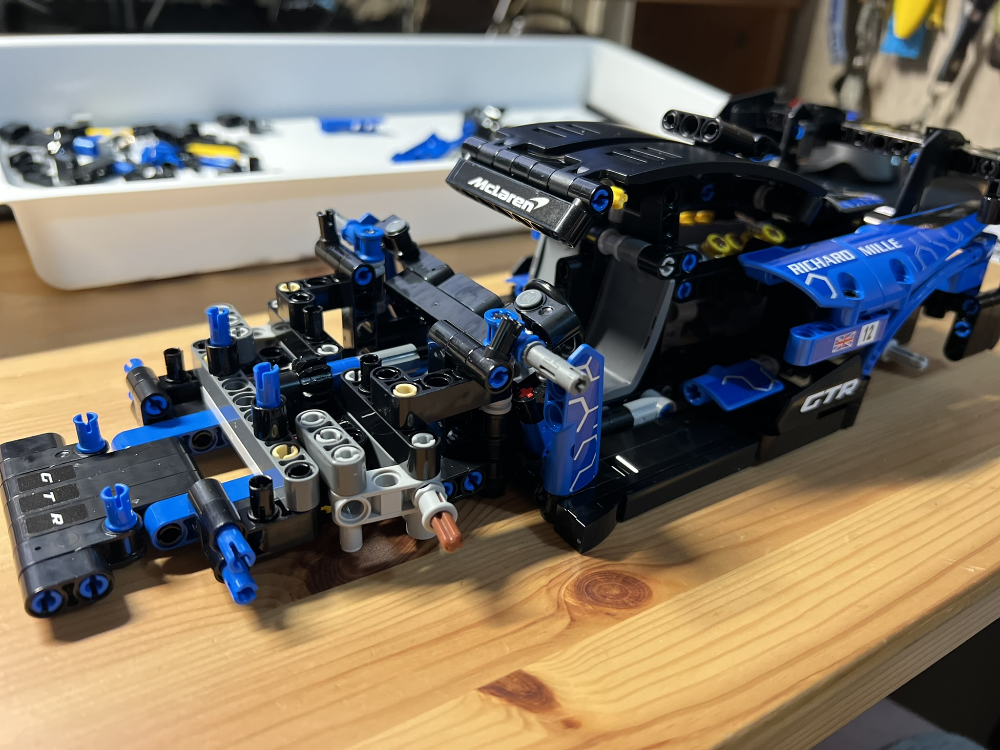 LEGO-42123 McLaren Senna GTR – Neo Insight