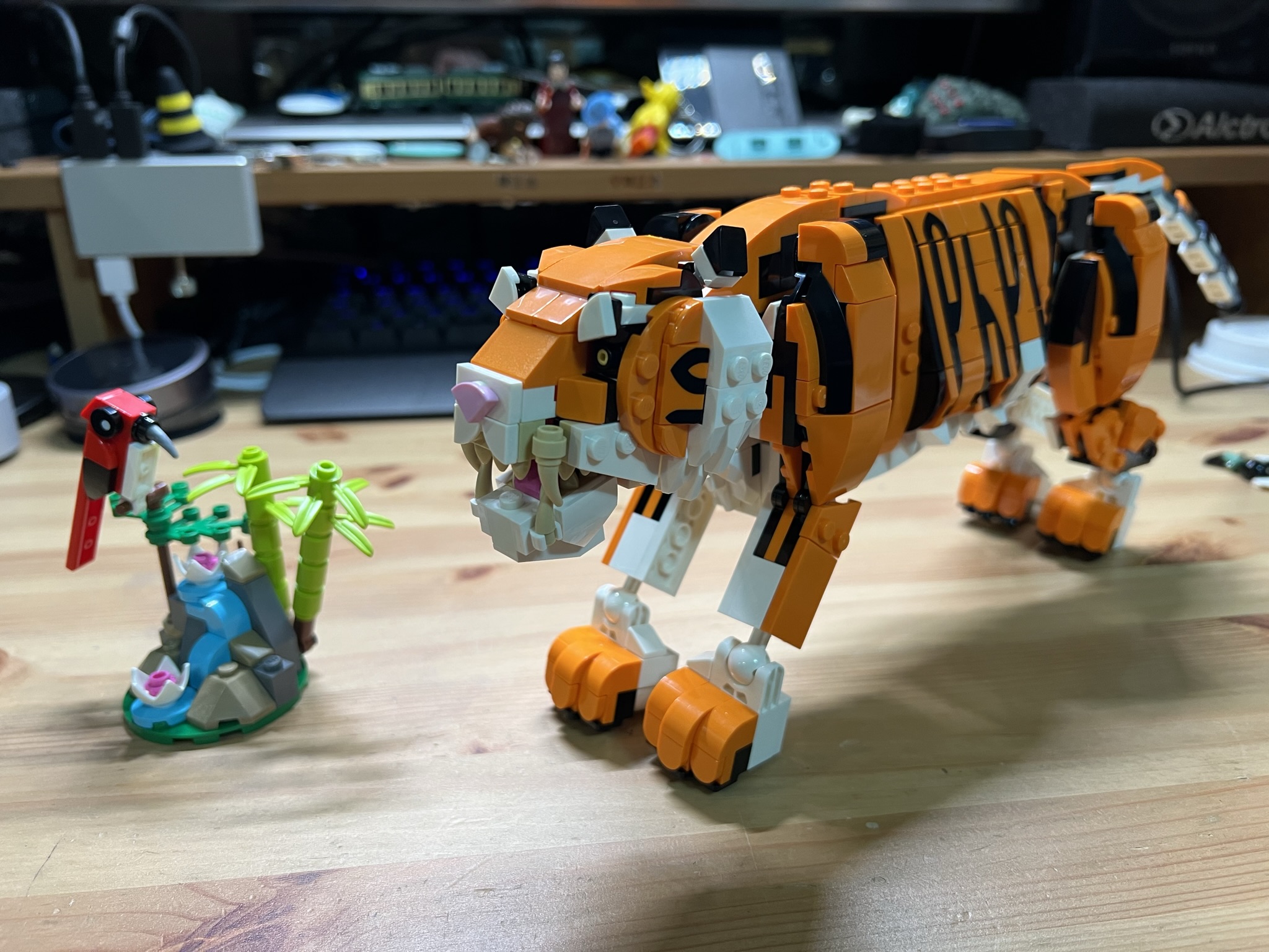 LEGO-31129 Majestic Tiger – Neo Insight
