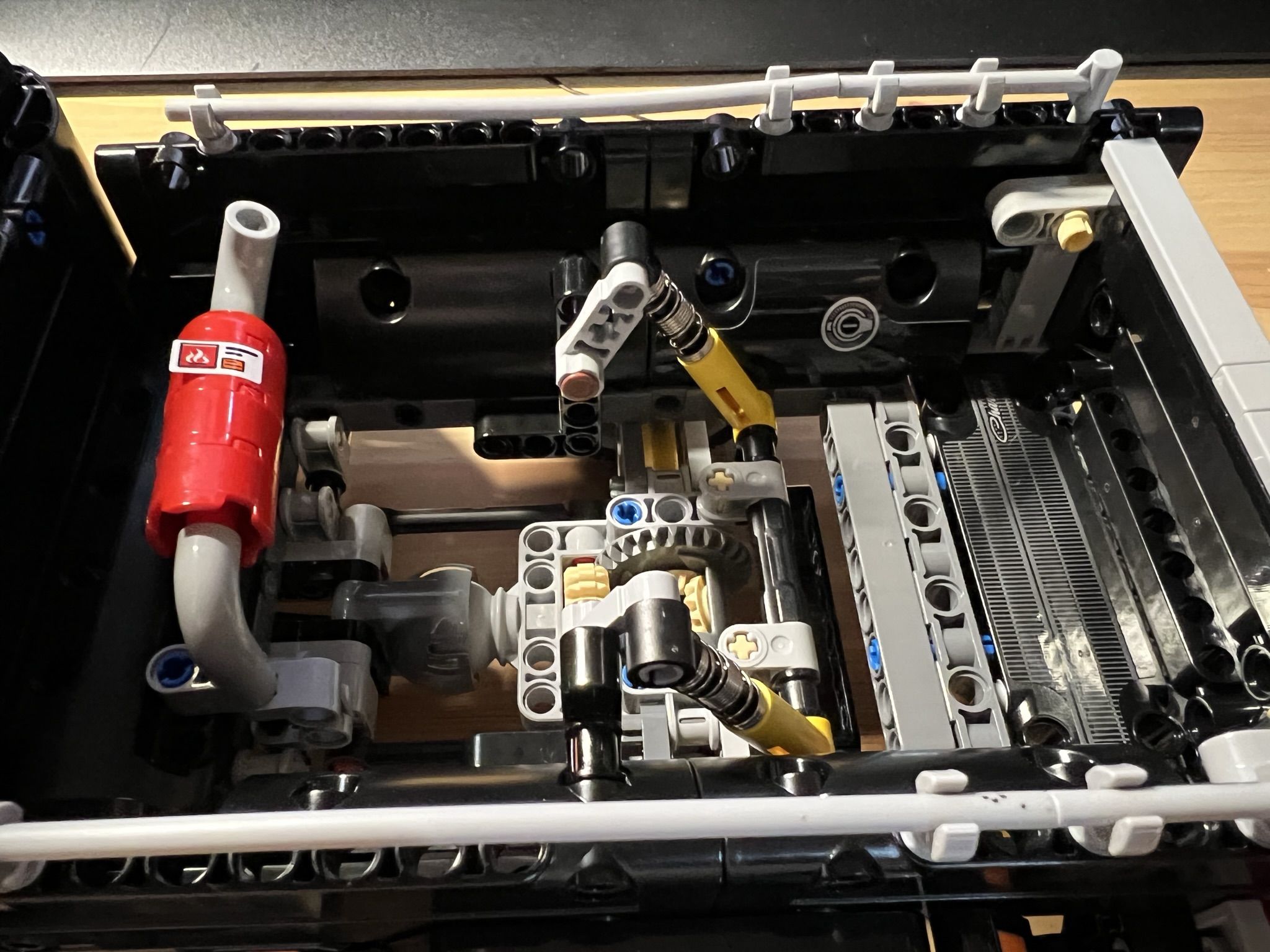 LEGO-42111 Moc Vintage Custom Pickup – Neo Insight